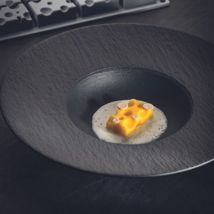 Polenta, fondue and scorzone